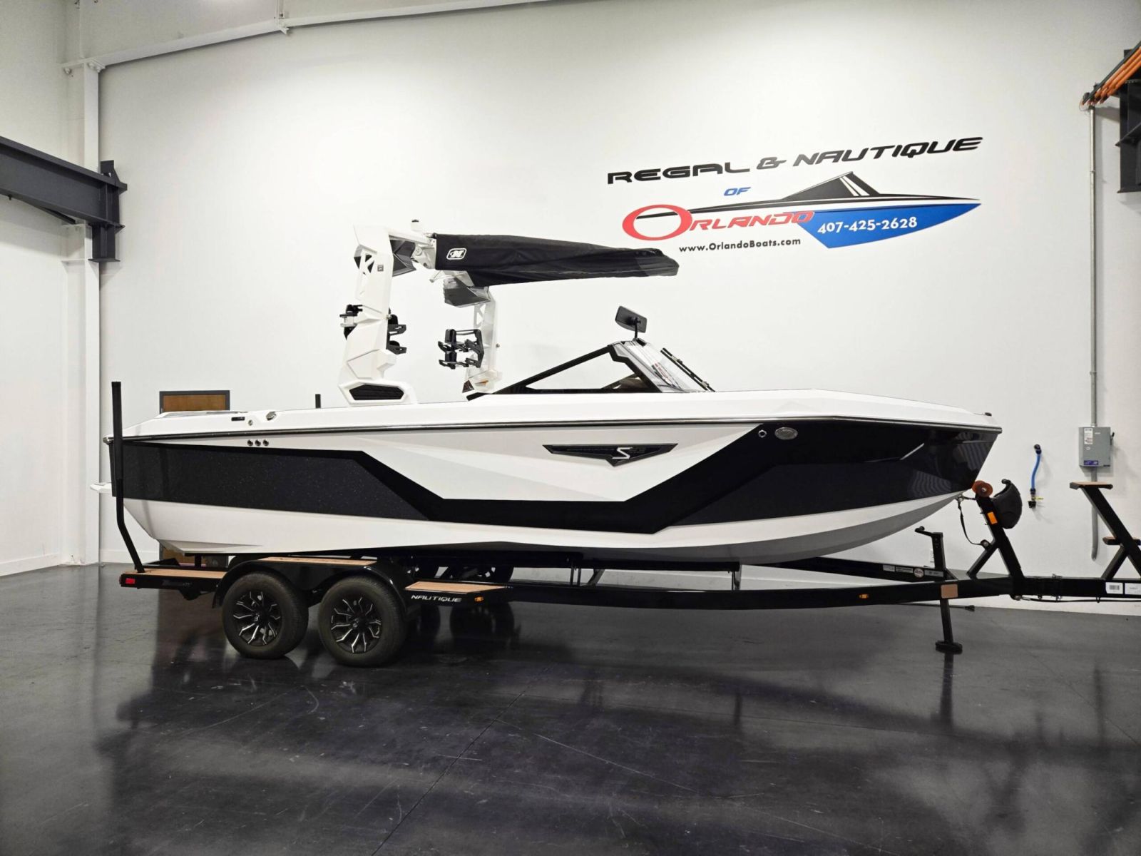 New 2025 Nautique Ski 200 For Sale in Orlando, FL | Regal & Nautique of ...